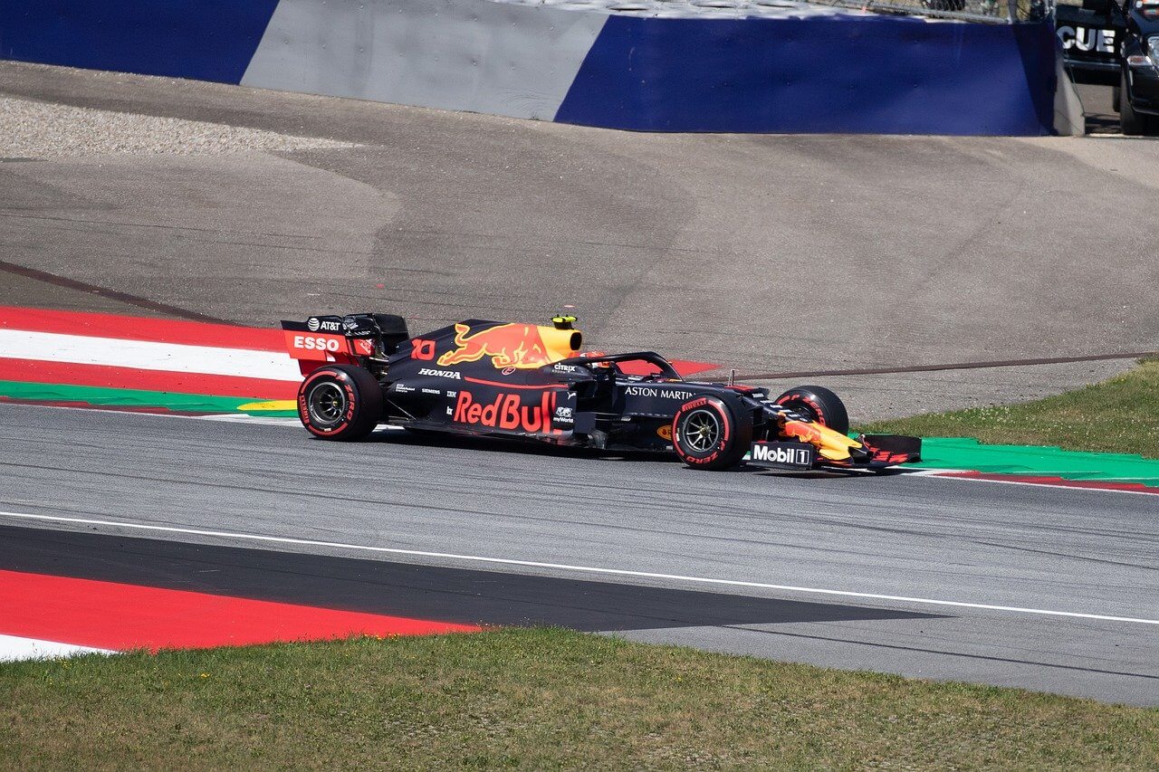 How Many Gears Does An F1 Car Have Motorsport Explained